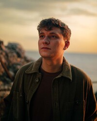 Nils Hoffmann | Artists | Anjunadeep